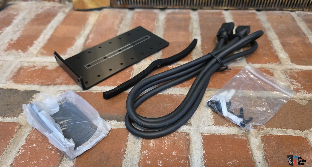 WattBox WB-600-SVCE-12 and WattBox WB-600-FP Power Conditioner and Face ...