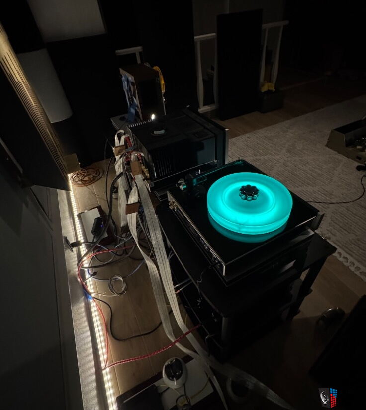 Mcintosh MT5 Precision Turntable Photo #6062498 - US Audio Mart