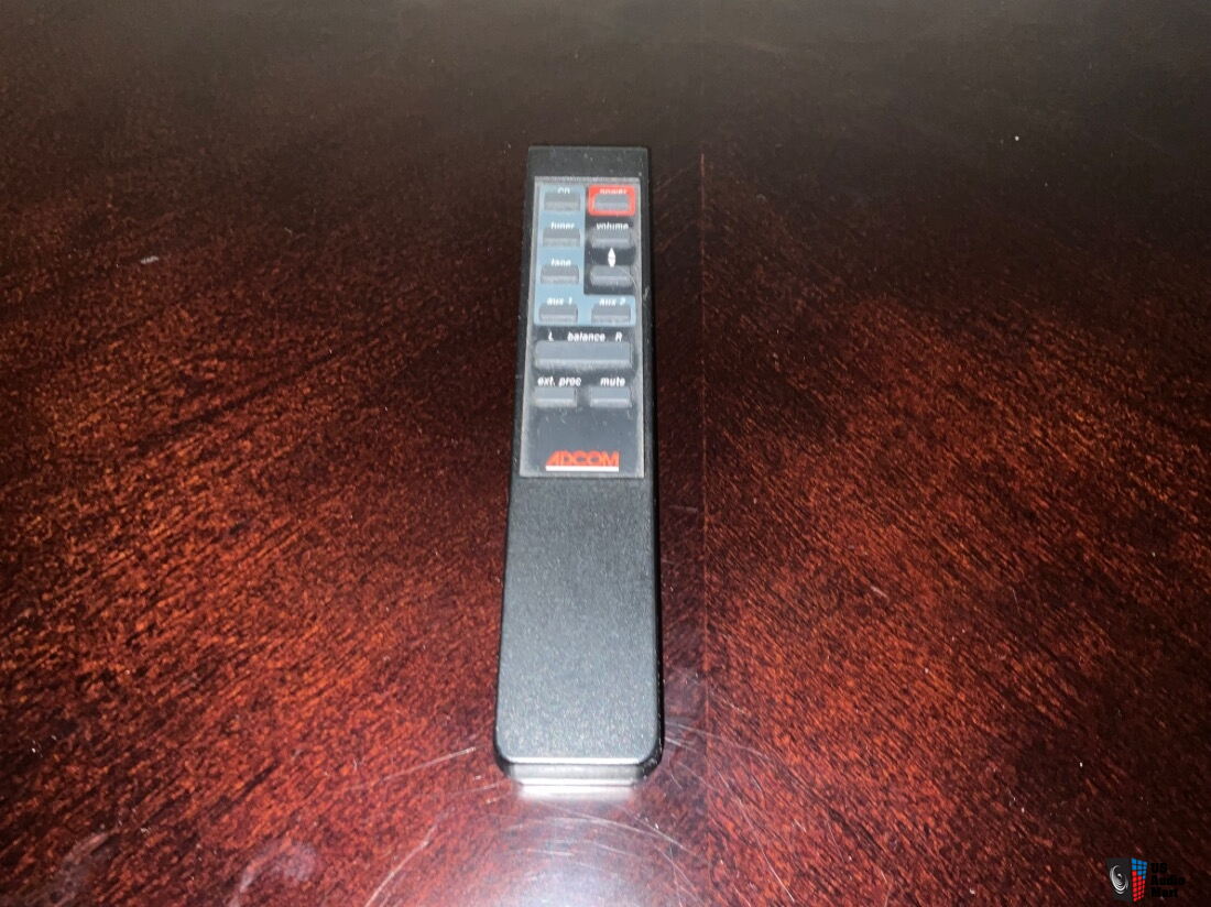 Adcom GFP-750 Preamp Photo #6064880 - US Audio Mart