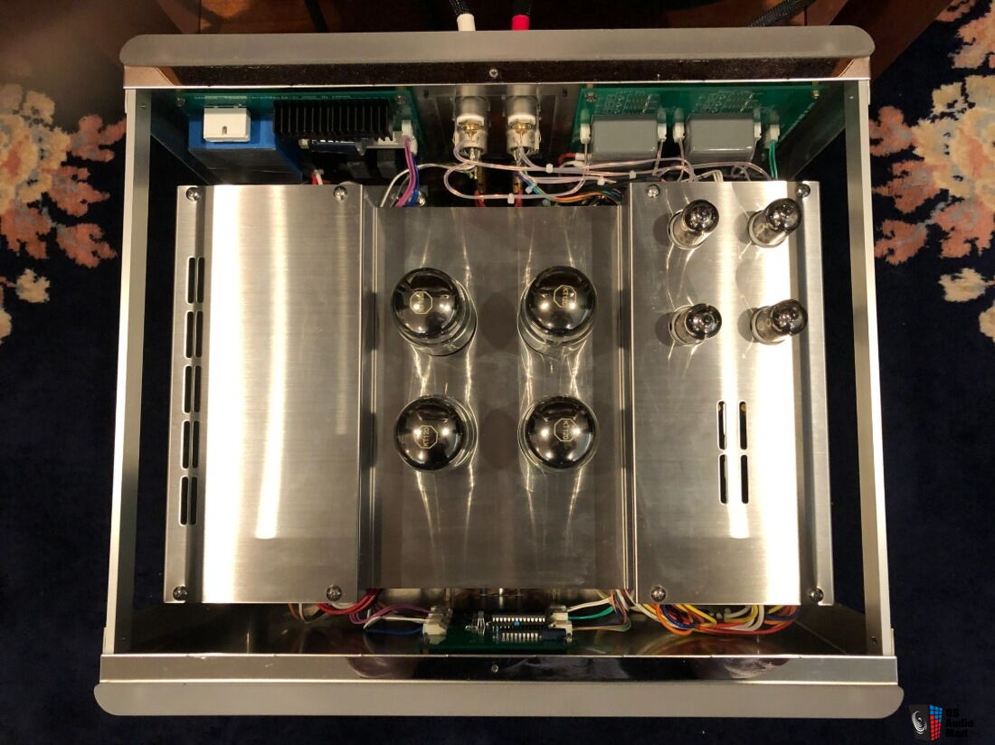 ZANDEN AUDIO Systems 8120 STEREO Amplifier Photo #6065007 - US Audio Mart