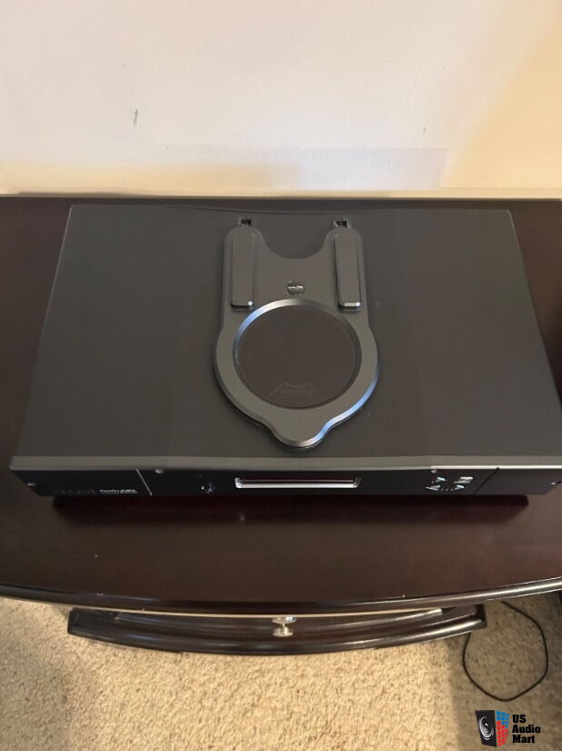 Rega Apollo SE 35th Anniversary CD Player Photo #6065017 - US Audio Mart