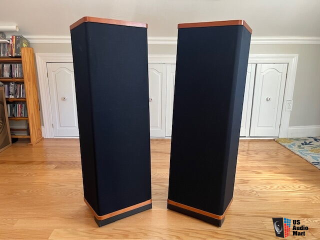 Vandersteen 1Ci Speakers - Cherry Finish with Sound Anchor Bases Photo ...