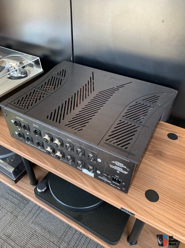 BAT VK-90 Vacuum Tube Preamplifier Photo #6067119 - US Audio Mart
