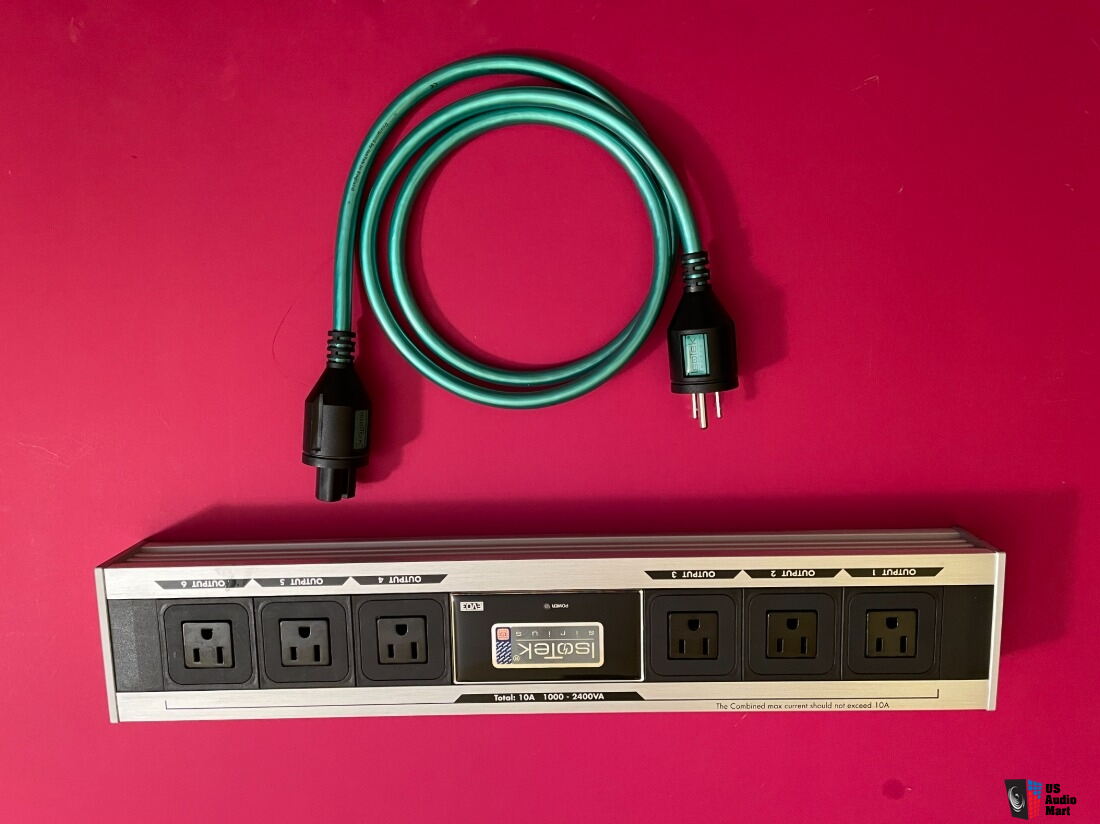 IsoTek Sirius EVO3 Power Conditioner with Initium EVO3 Cable Photo ...