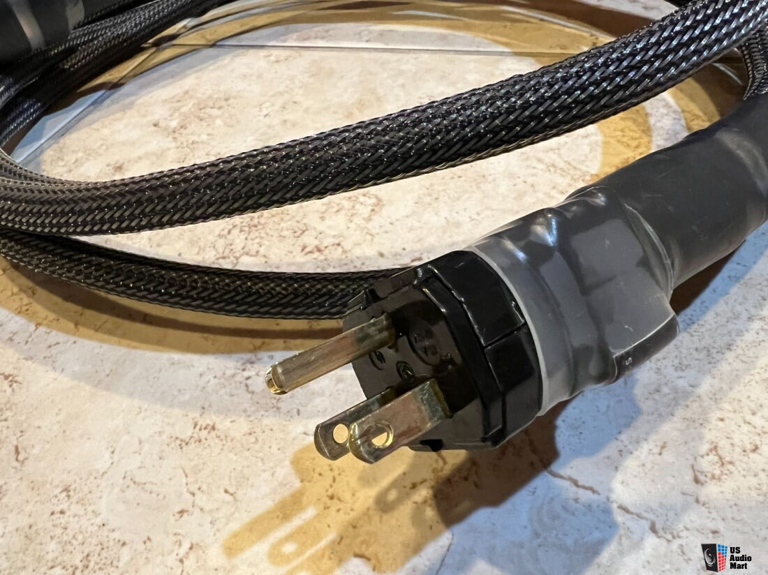Virtual Dynamics Master Series 1.5m Power Cord Photo #6068360 - US ...