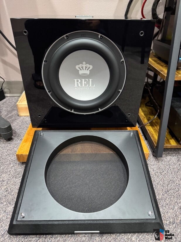 REL S510 (S/510) Subwoofer - Black Photo #6068463 - US Audio Mart