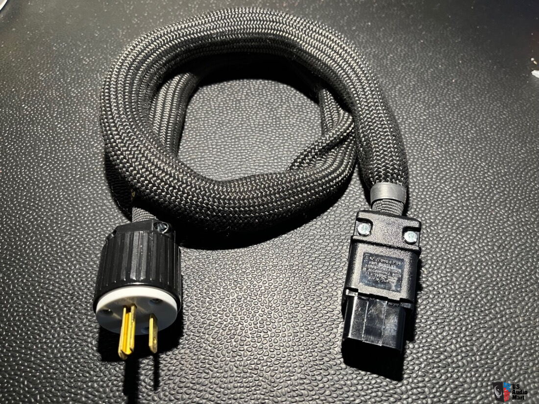 Puritan 1-meter Ultimate 20-amp power cable (on the IEC end) with a ...