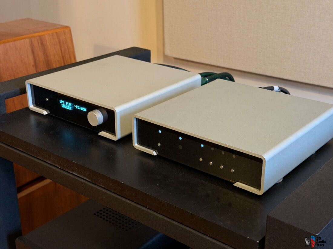 M2Tech Young Mk3 Preamp & Van Der Graaf Power Supply, WOW! Photo ...
