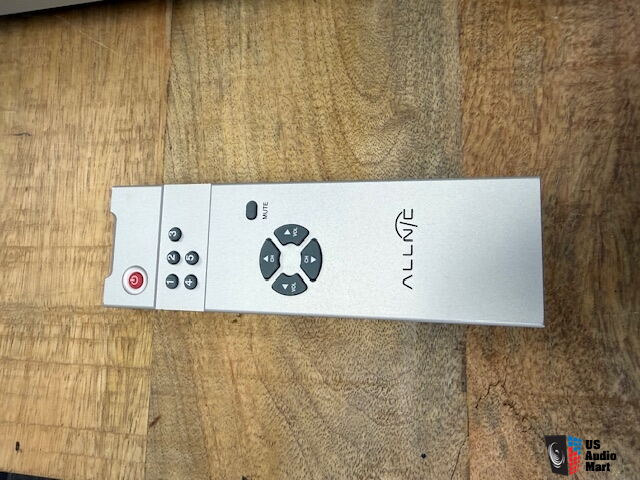 Allnic Audio L-8000 DHT Preamplifier- Like New "new price"⚡️ Photo ...
