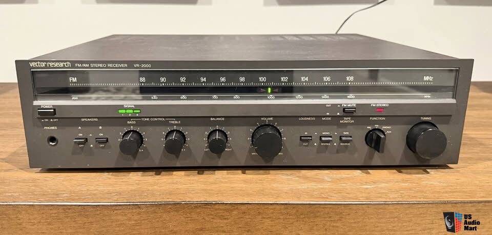 Vector Research VR-2000 - Cool, Quirky and WORKING Vintage Receiver ...