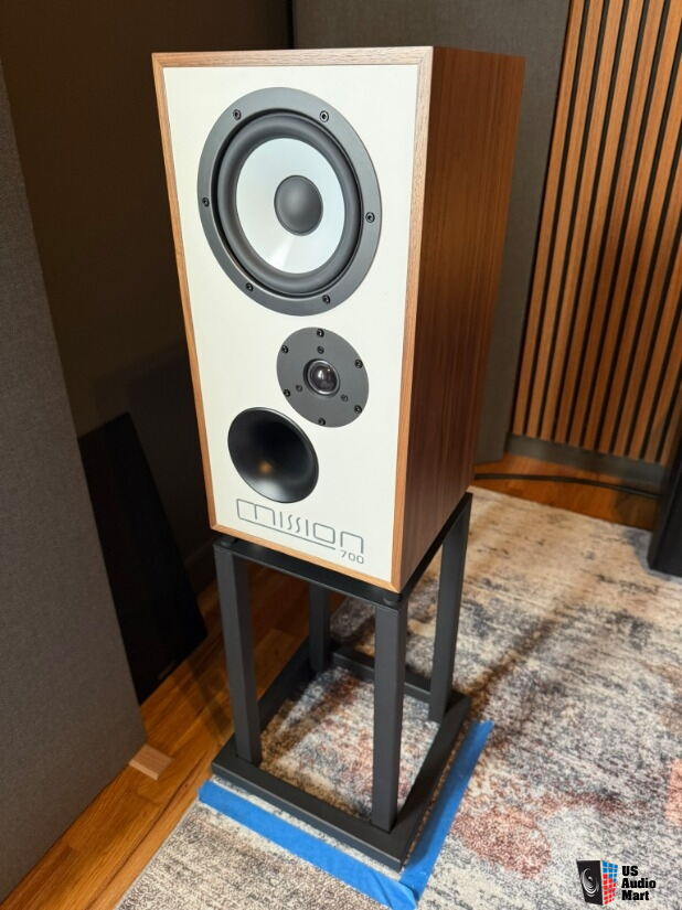 Mission 700 Stand Mount Speaker Pair in Walnut - Dealer Demo ...