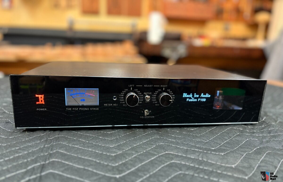 Black Ice F159 Tube MM/MC Phono pre-amplifier with 1968 Phillips SQ O ...