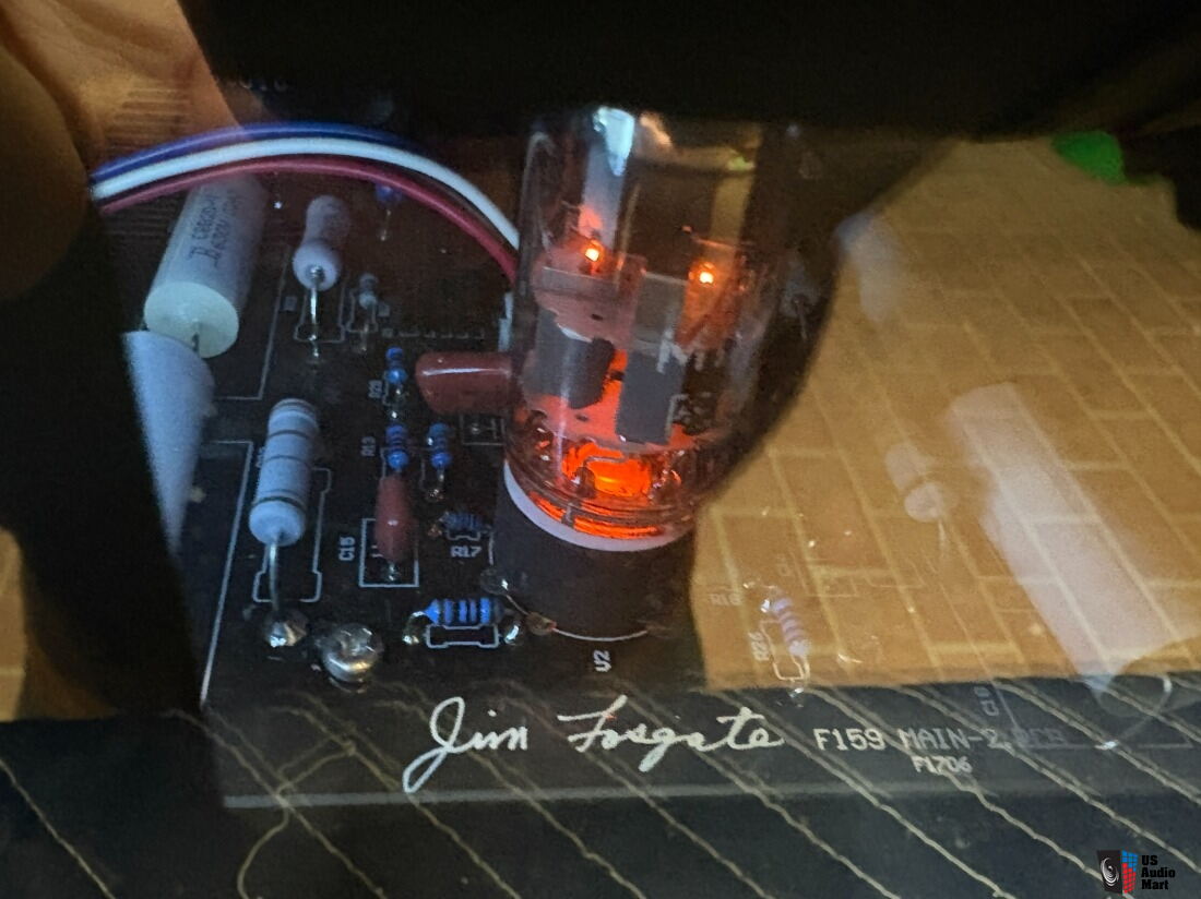 Black Ice F159 Tube MM/MC Phono pre-amplifier with 1968 Phillips SQ O ...