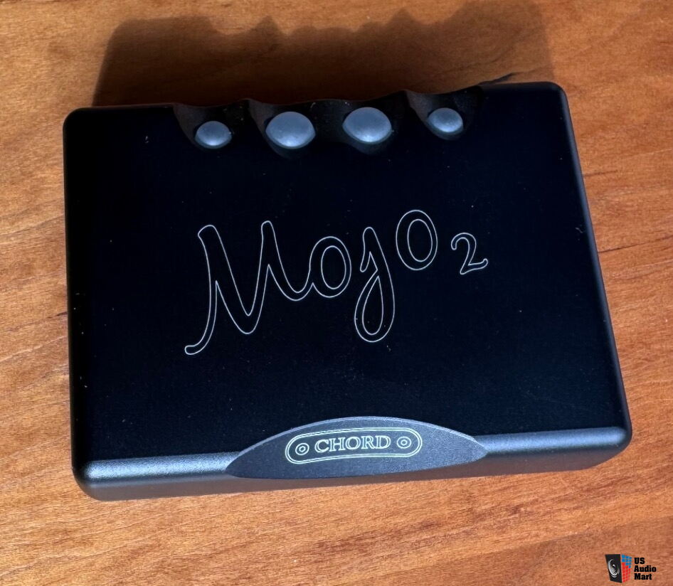 Chord Mojo 2 + DDHIFI Silver USB C to USB C + Wall wart power supply ...