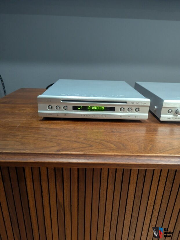 Parasound Zcd V.1 and MP3 Player in Silver Photo #6083480 - US Audio Mart