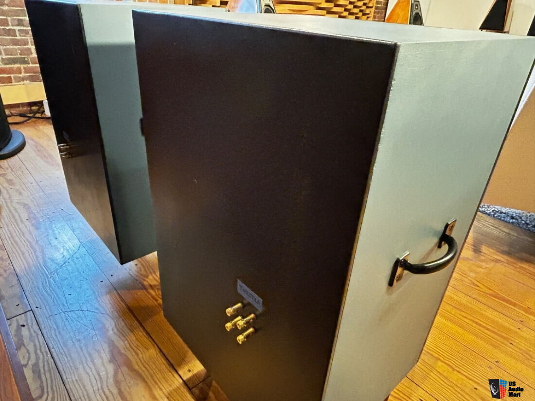 Pi 4 Horn Speakers by Wayne Parnham, The 4-PI, A DIY Masterpiece Photo ...