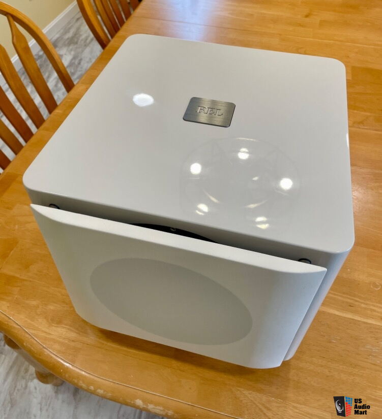 Rel T9X White Gloss In Mint Condition For Sale - US Audio Mart