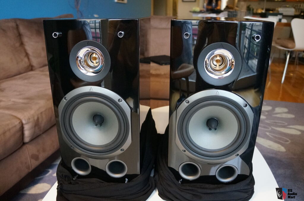 Triangle Comete 30th Anniversary Limited Edition - Stereophile Class B ...