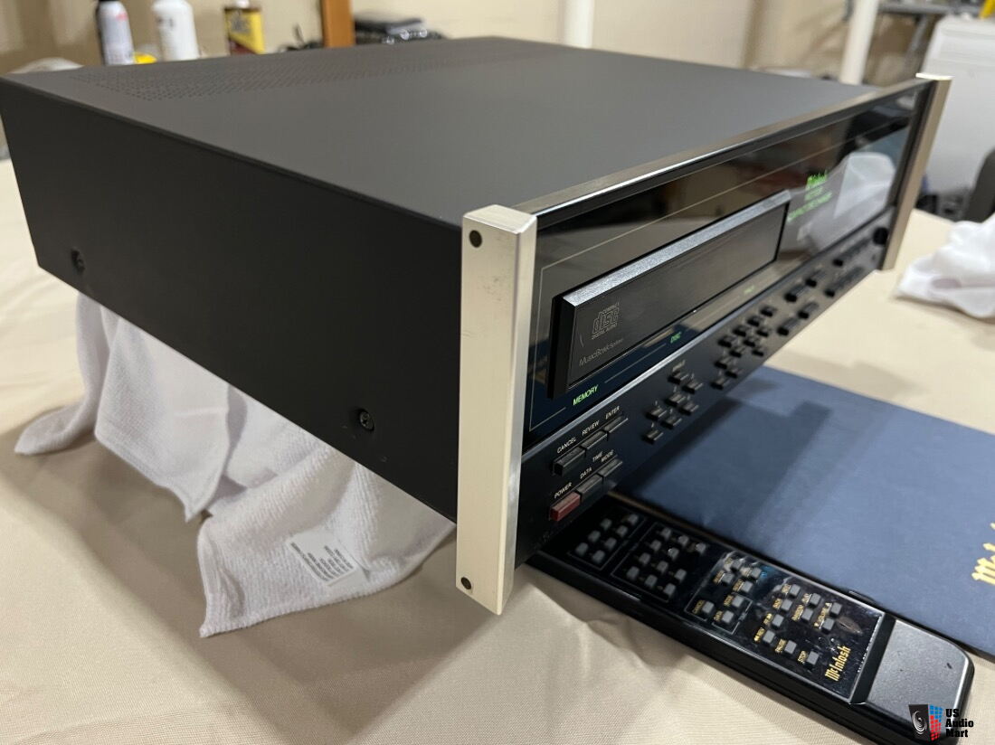 McIntosh MCD 7008 CD Player, Mint Walnut Wood Case and Remote $900 OBO ...