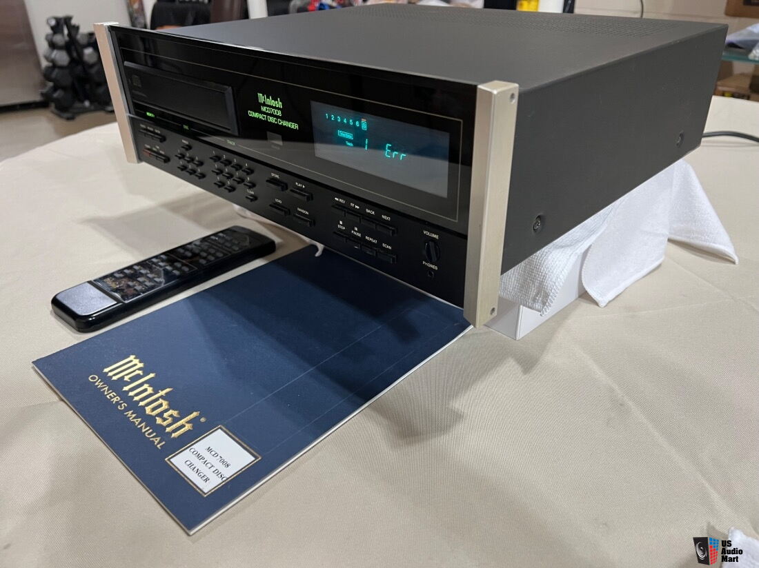 McIntosh MCD 7008 CD Player and Remote $650 OBO "As Is" Powers On Err ...