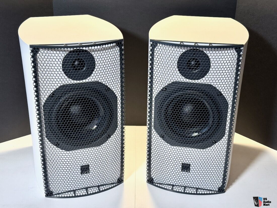 ATC SCM19 V2 Speakers-Like New! Photo #6097285 - US Audio Mart