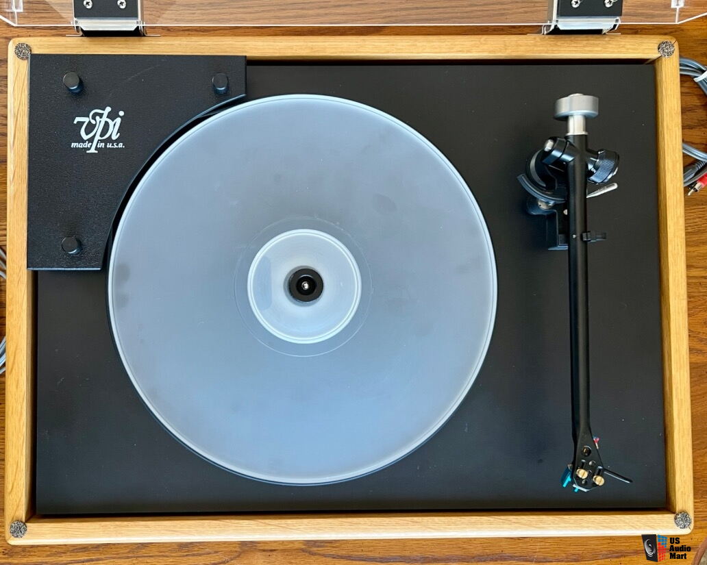 VPI Industries HW-19 and Rega RB-300 tonearm Photo #6106627 - US Audio Mart