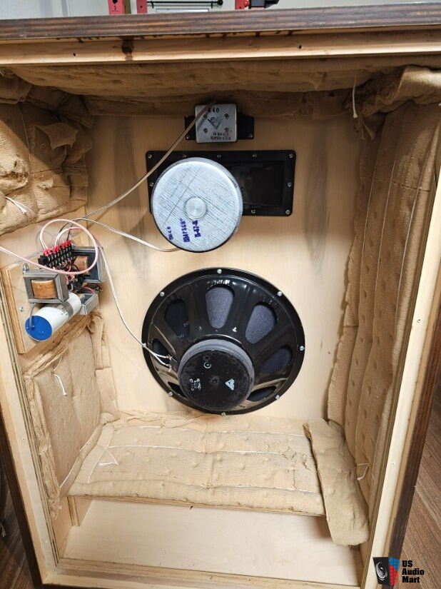 1985 Klipsch Cornwall 1.5 sequential serial # Crossovers recapped with ...