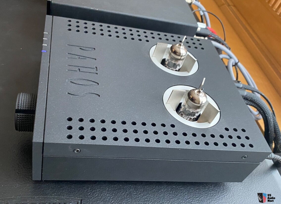 Pathos Aurium Hybrid Headphone Amplifier + SBooster LPS (Excellent ...