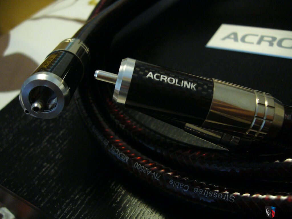 Acrolink Mexcel 7N-A2500 1.5M Interconnect Photo #616065 - Canuck Audio ...