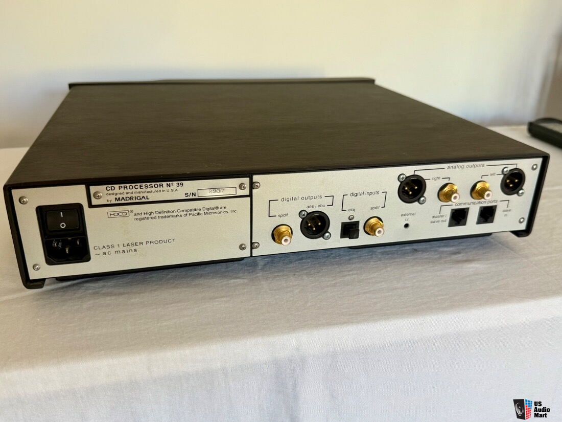 Mark Levinson 39 CD Player Processor w/ Original Remote - Excellent ...