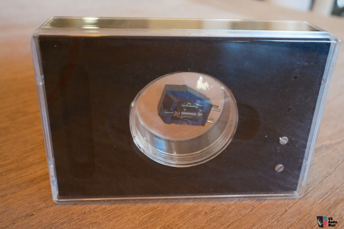 EMT Mono Cartridge - HMD 025 - Nearly New Photo #6184556 - US Audio Mart
