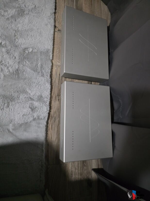 Merrill Audio Veritas Monoblock Amplifiers, Upgraded, Hypex Powerful ...
