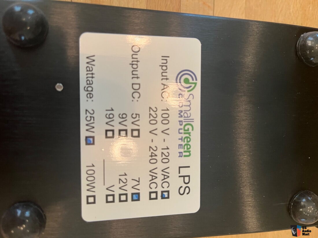 Small Green Computer Optical Module Deluxe and Linear Power Supply ...