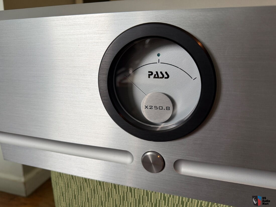 Pass Labs X250.8 Amplifier in mint condition Photo #6246867 - US Audio Mart