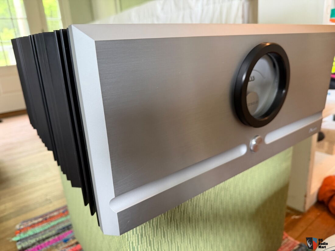 Pass Labs X250.8 Amplifier in mint condition Photo #6246867 - US Audio Mart