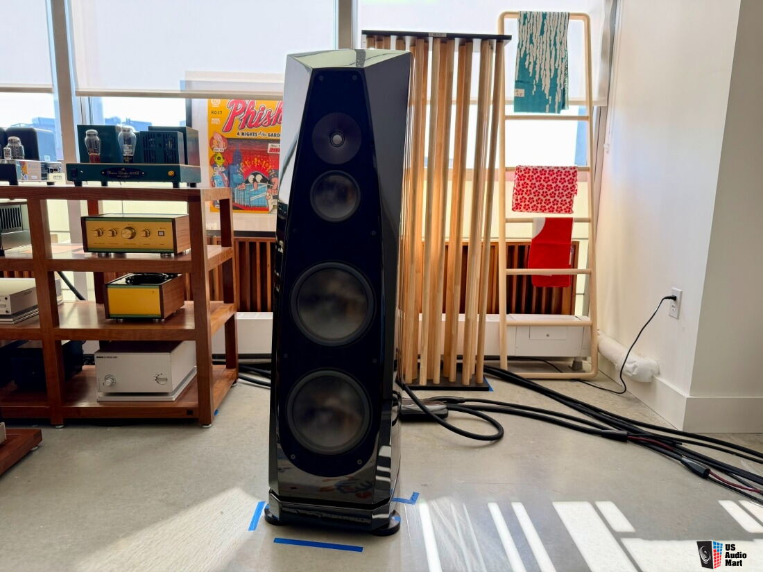 Rockport Technologies Cygnus with Original Feet & Crates Photo #6265301 ...