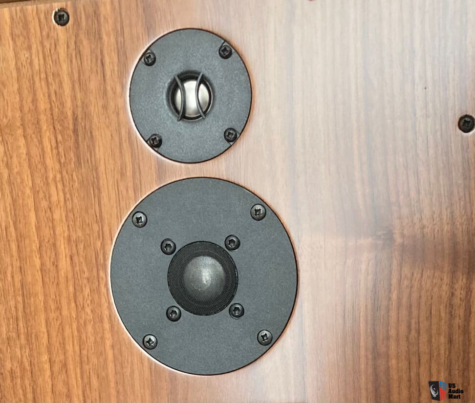 Harbeth Super HL5+ Bookshelf Speakers in Walnut Photo #6277805 - US ...