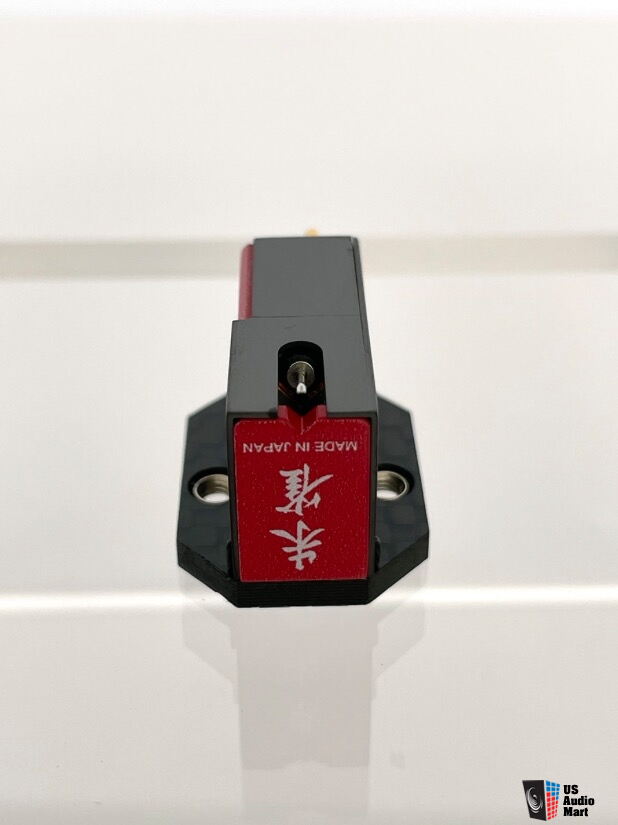 Top Wing Suzaku (Red Sparrow) Coreless Straight-Flux Cartridge Photo ...