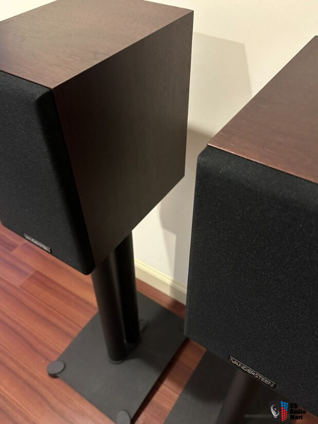 Vandersteen VLR CT Bookshelf Speakers Photo #6279922 - US Audio Mart