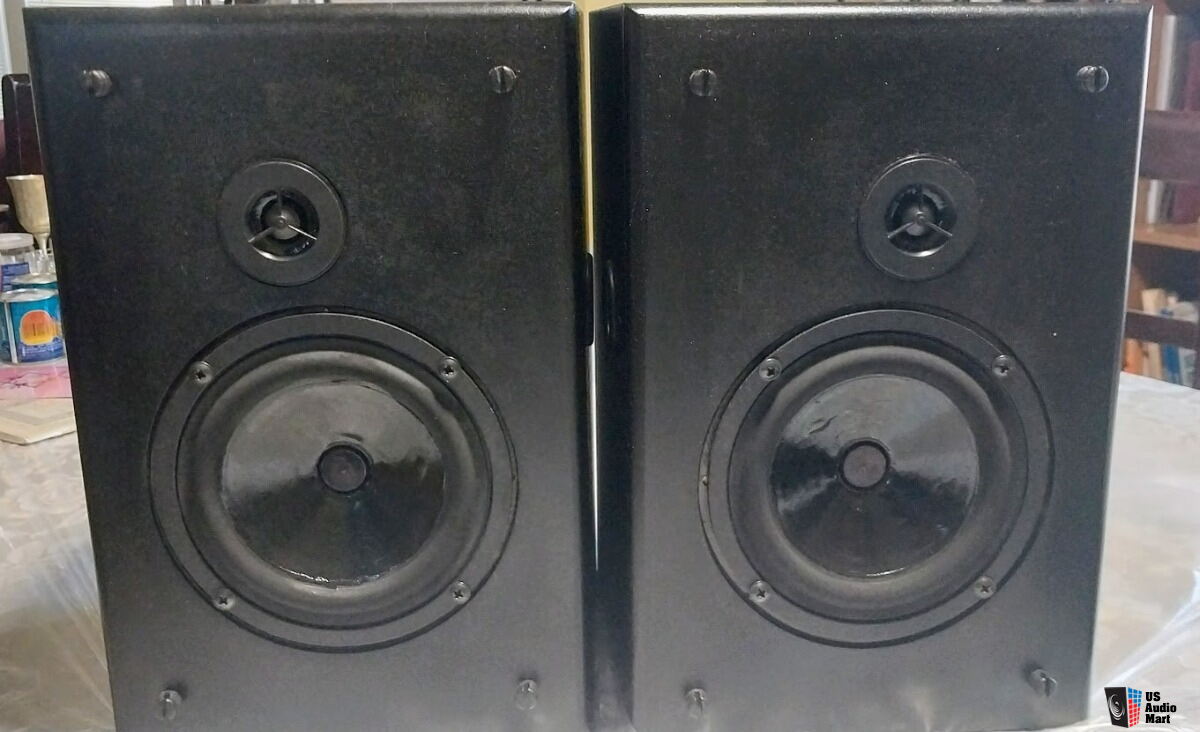 Royd Envoy Bookshelf Speakers Photo #6284143 - US Audio Mart