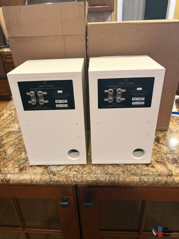 Linn Tukan speakers - white finish Photo #6284153 - US Audio Mart