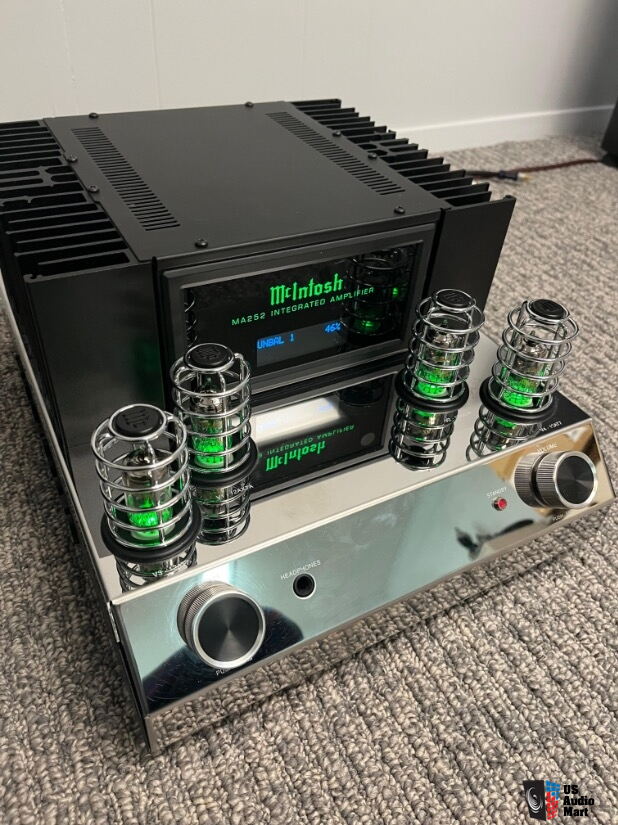 McIntosh ma252 integrated amplifier Photo #6284219 - US Audio Mart