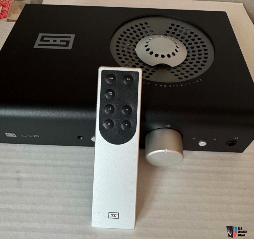 Schiit Audio Headphone stack - Amp and DAC Photo #6284684 - US Audio Mart