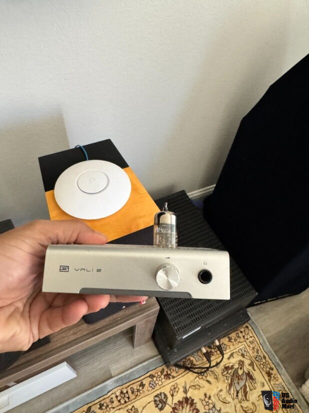 Schiit Vali 2 Preamp W Tube Photo #6284891 - US Audio Mart