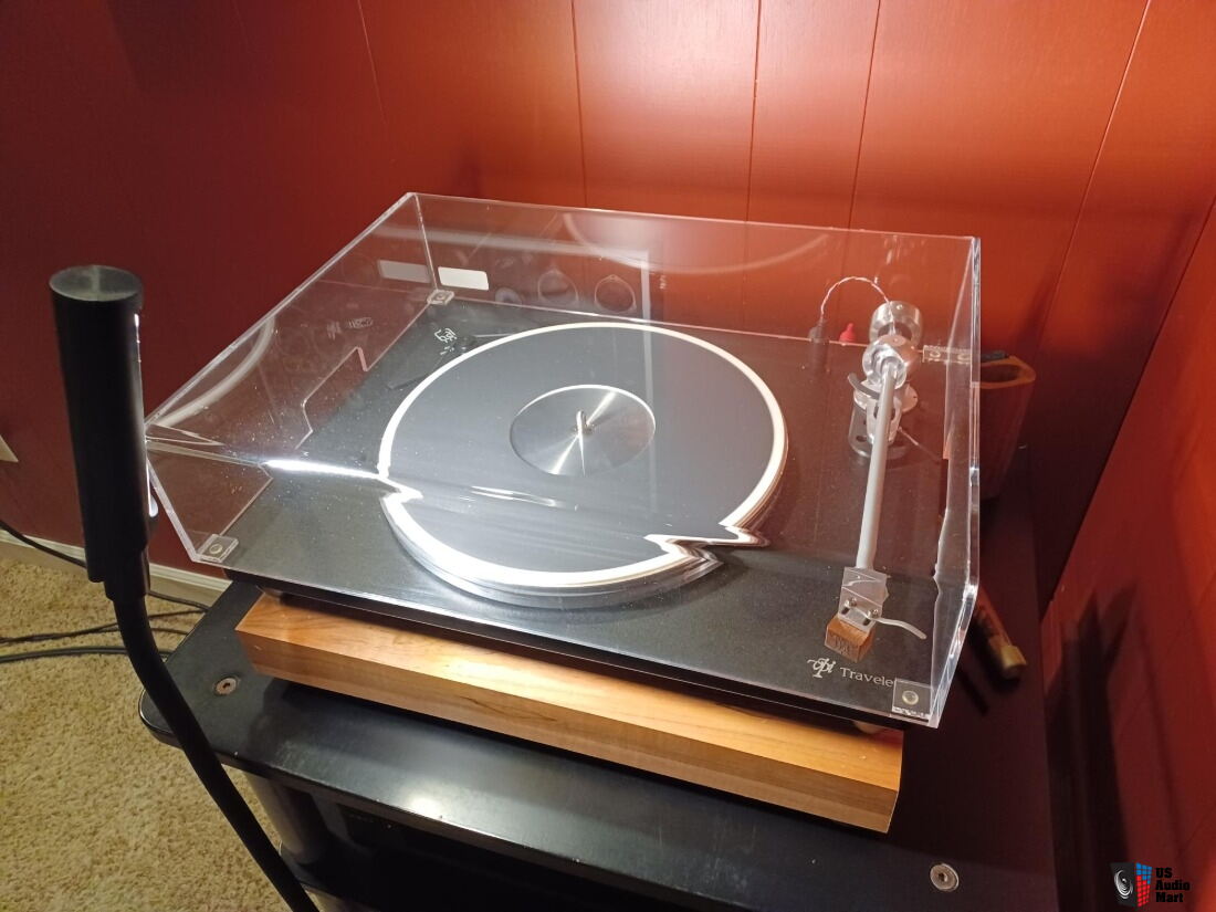 VPI Traveler 2 Turntable with Ortofon 2M Red Cartridge and Gingko Audio ...