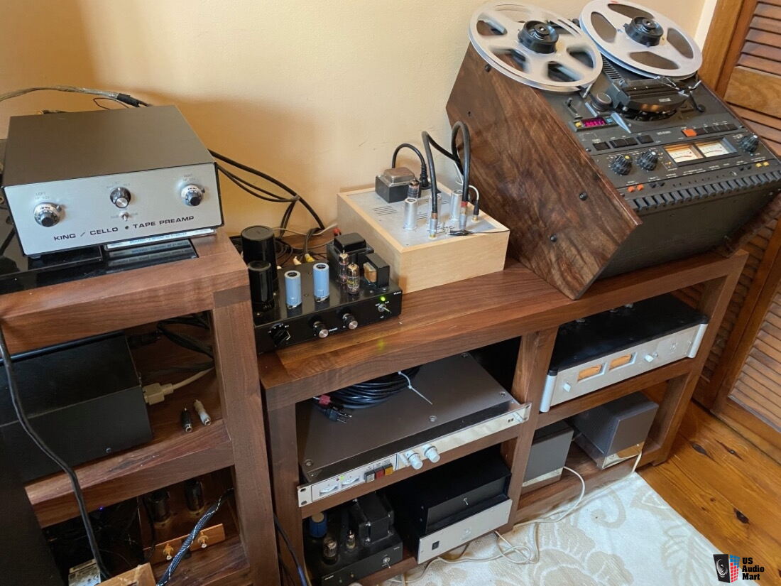 Norfolk Custom Audio Furniture Walnut Equipment Rack Photo #6285604 ...