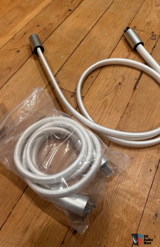 Two Argento Audio Flow Master Reference Power Cable 2M, Priced Each ...