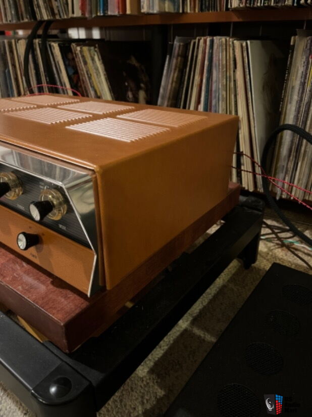 Heathkit 151 integrated stereo tube amplifier. Vintage for sure...but ...