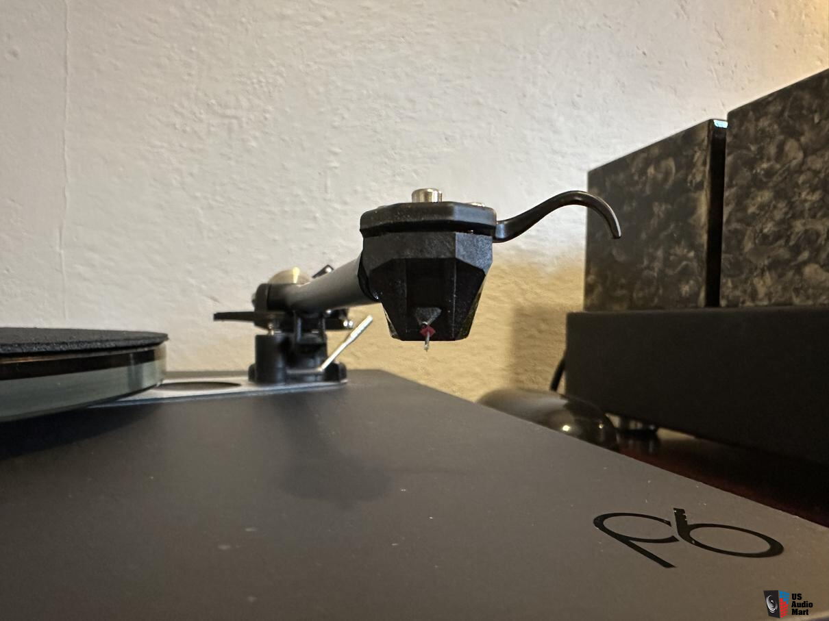 Rega Planar 6 Turntable w/ ND7 cartridge and Neo Power Supply Photo ...