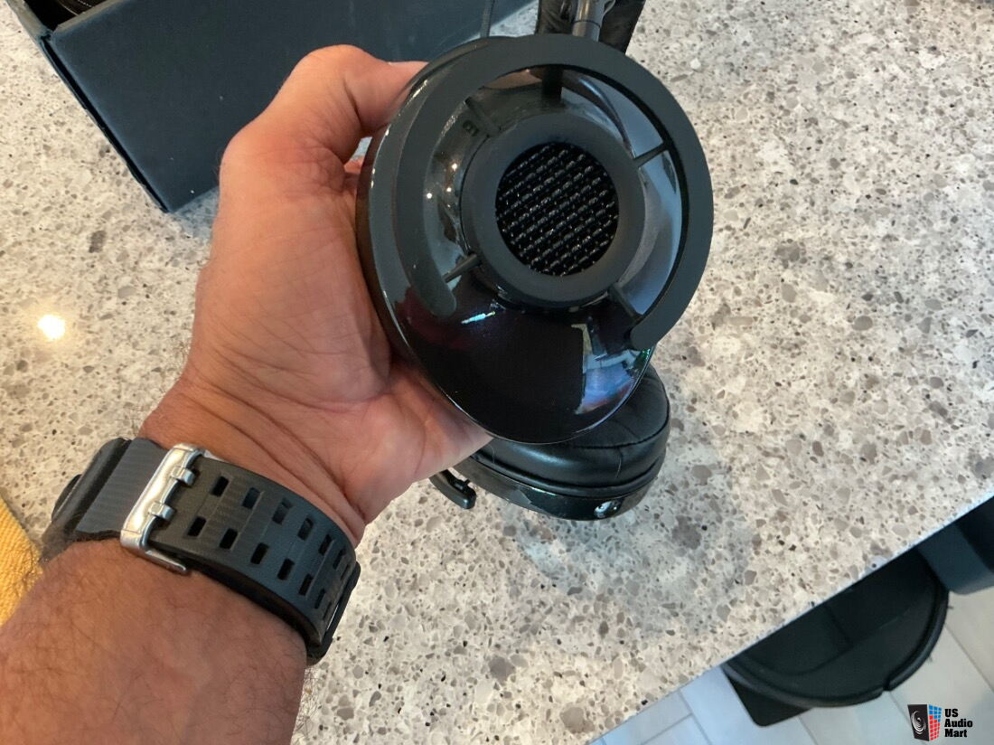 AudioQuest NightHawk Carbon - Like new! Photo #6289695 - US Audio Mart
